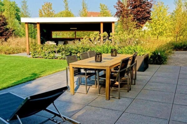 Schellevis Paving, Slabs & Large Format | Lowarth Paving