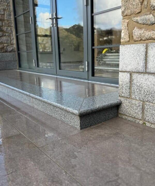 Sawn Silver Grey Granite Bullnose Step Flamed 900x500x40mm | Lowarth Paving